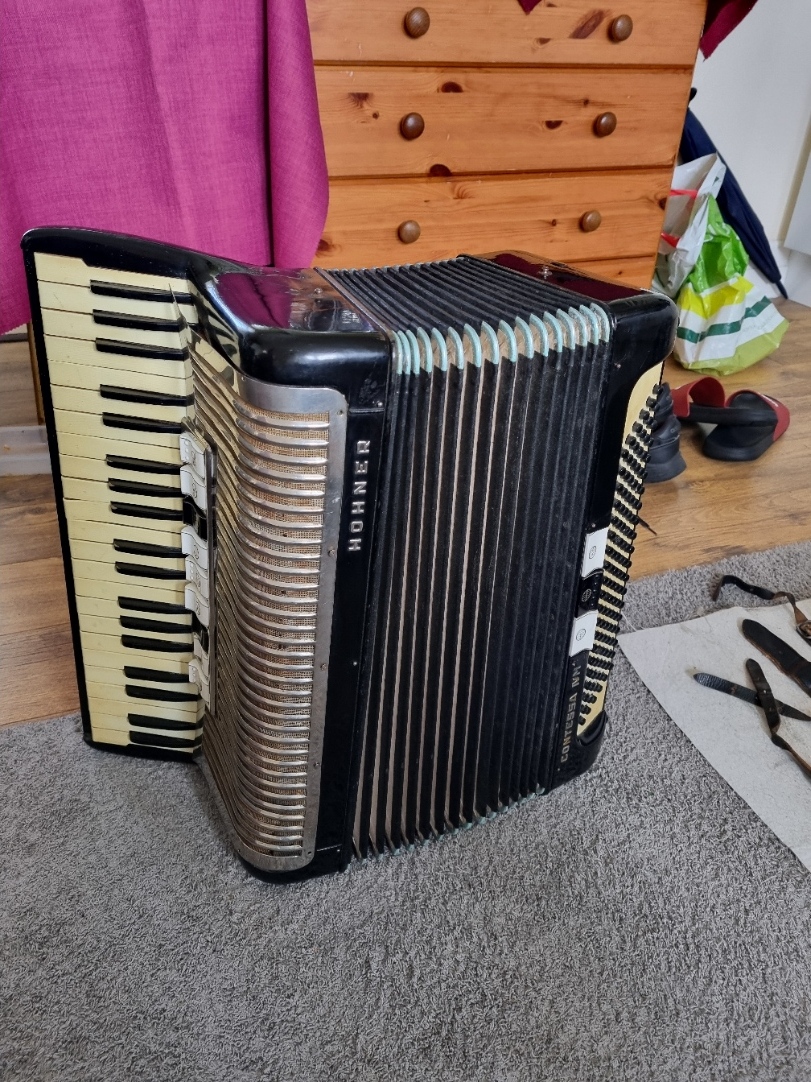 Vintage Accordion Hohner Contessa IV M - Jersey - Musical Instruments ...